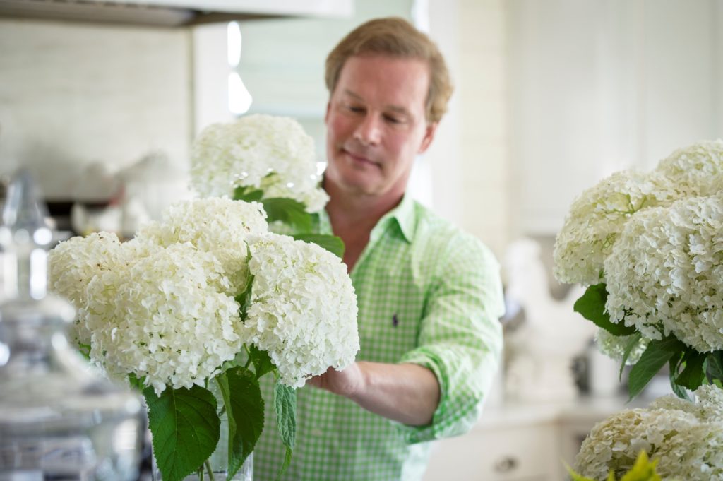 Prepping Hydrangeas for Vase Life – P. Allen Smith